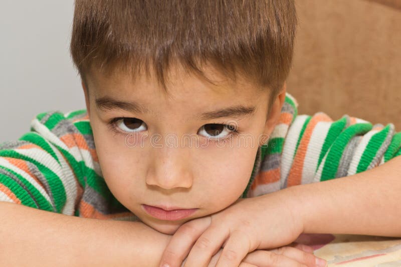 Kinderbild stockfoto. Bild von stillstehen, leute, kinder - 36662488