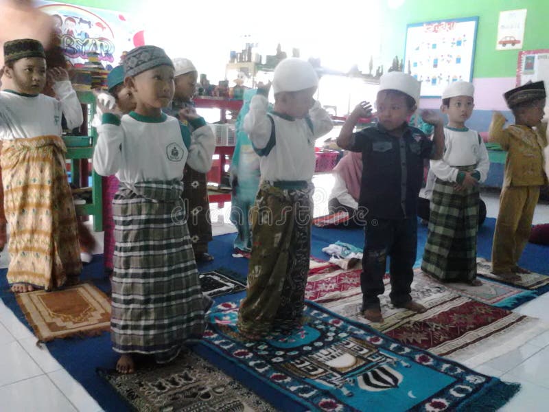 196 Moslem Kids Stock Photos - Free & Royalty-Free Stock Photos from ...