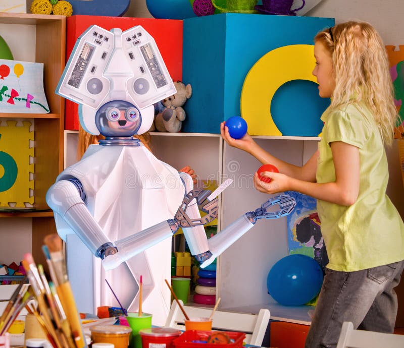Kindergestalt-Roboterspielzeug Kind Engagierte Robotik In ...