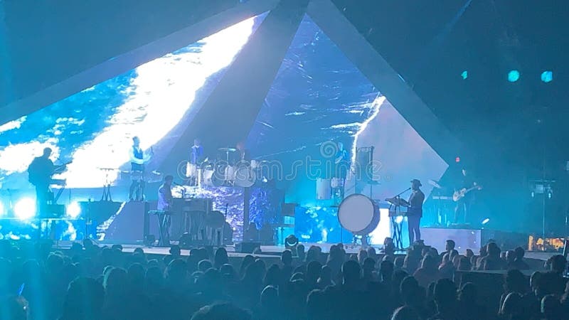 For King and Country Concert Editorial Image - Image of king, blue ...