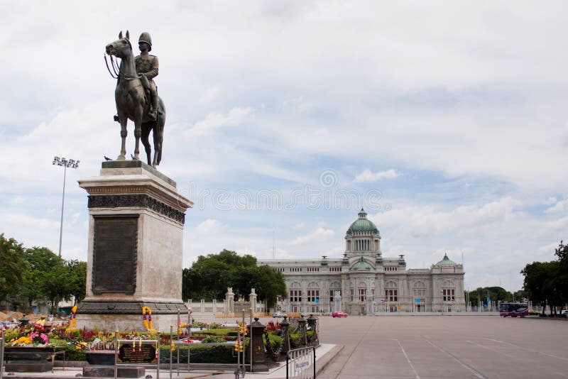 King rama 5 monument stock image. Image of bangkok, religion - 43222029