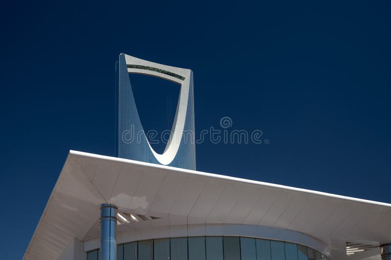 Top Of Kingdom Tower A Guide To The Kingdom Centre Tower, Riyadh