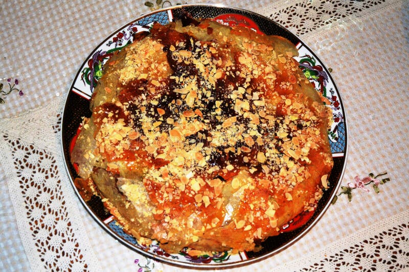 Kip Bastila stock afbeelding. Image of vakantie, berber - 137111153