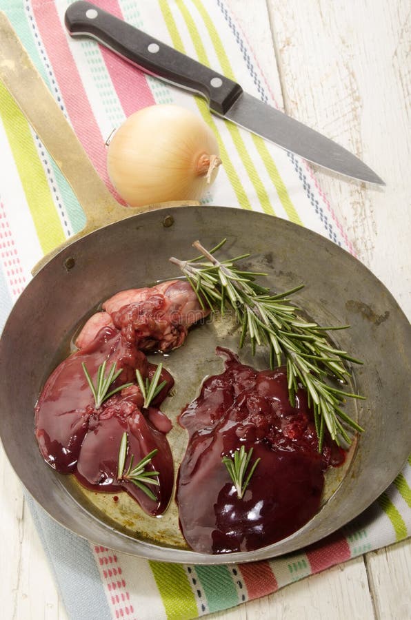 De Lever Van De Kip Met Uiplakken Stock Afbeelding - Image of gezond ...