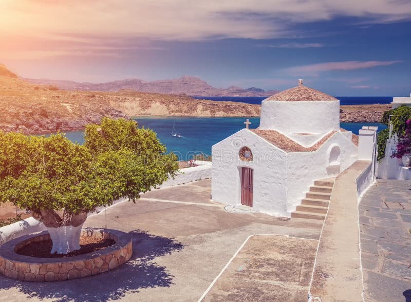 Kirche Von Lindos, Stadt in Der Rhodos-Insel, Griechenland Stockfoto ...