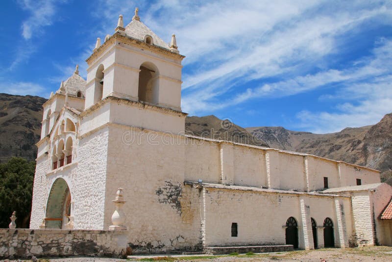 Kirche Von Santa Ana in Maca, Colca-Schlucht, Peru Stockfoto - Bild von ...