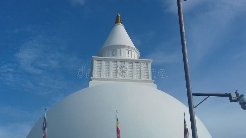 Kiri Wehera Dagabo stock photo. Image of architecture - 32030270