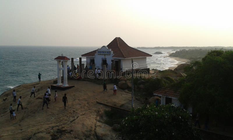 Kirinda temple editorial photo. Image of evening, kirinda - 84114486