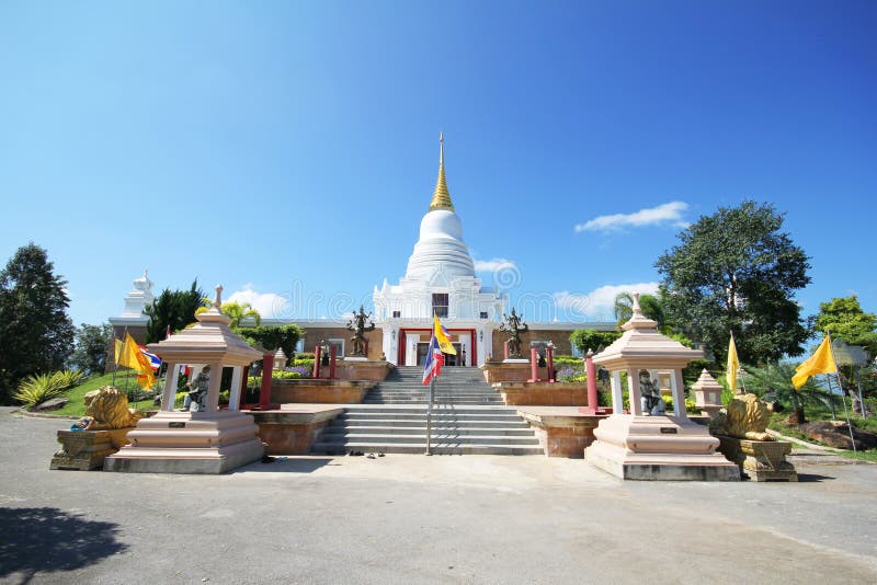 Kiriwan Wat Makut, De Kiriwan Tempel Van Makut Stock Foto - Image of ...