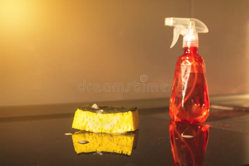 Kitchen Cleaning Concept, Spray Bottle and Sponge on Table Top Stock ...