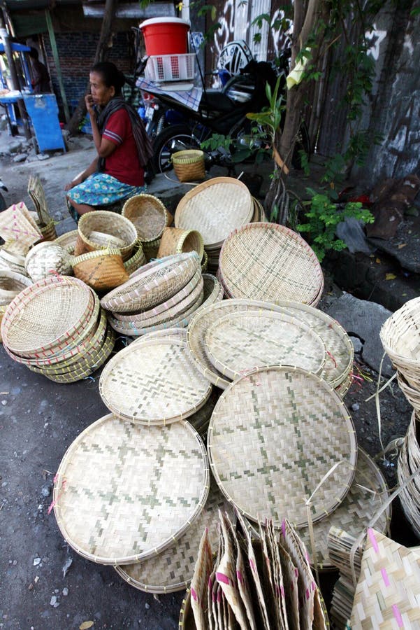 Kitchen equipmen editorial photo. Image of central, market - 32463496