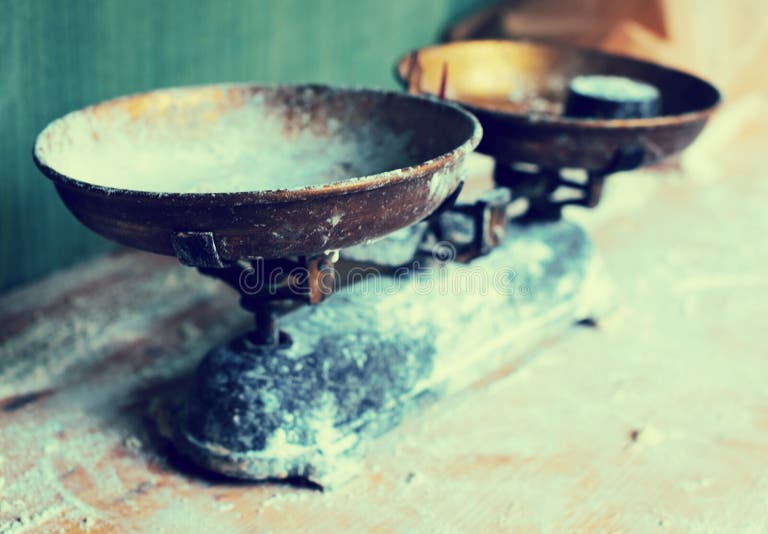 Kitchen Scales on Vintage Kitchen Stock Image - Image of table, libra ...