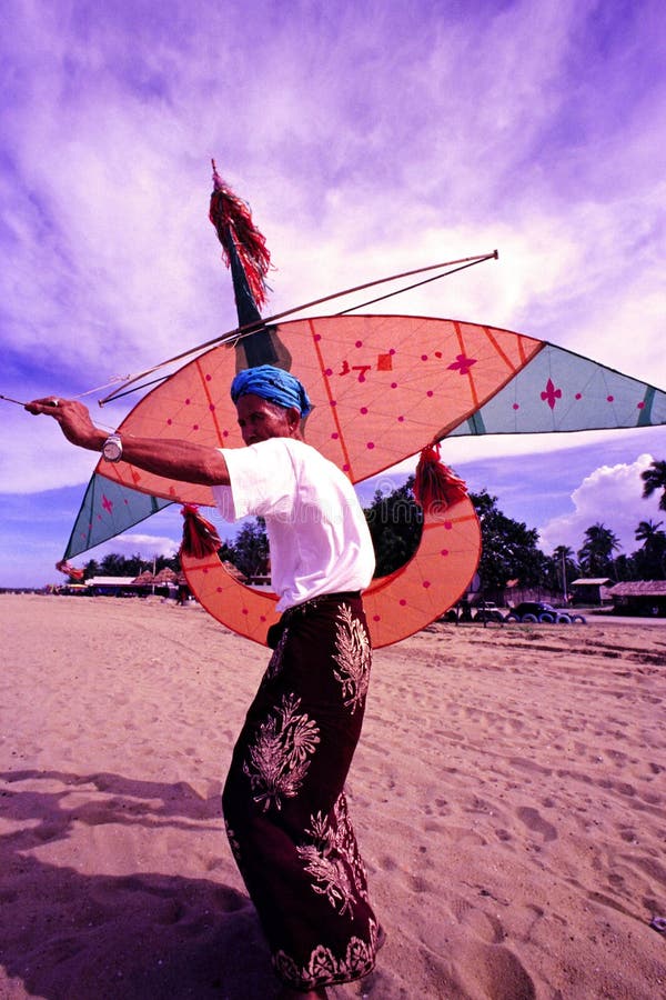 Wau Bulan (Moon-Kite) editorial image. Image of bulan - 30759250