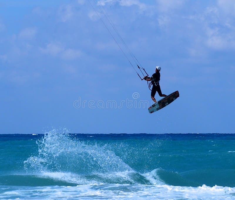 Kitesurfing in Cuba editorial photography. Image of kite - 52484857