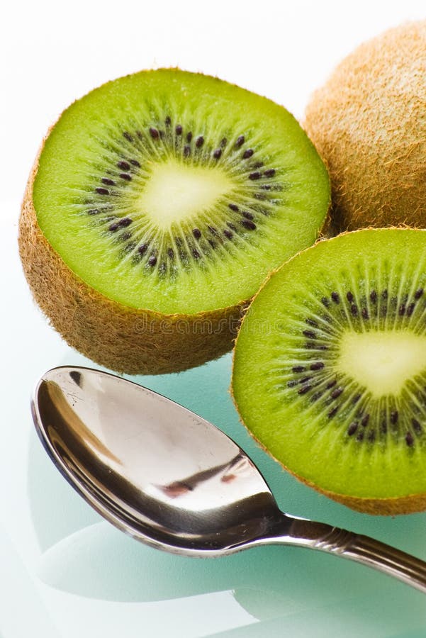 Kiwi and dessert spoon stock image. Image of closeup, healthy - 7367283