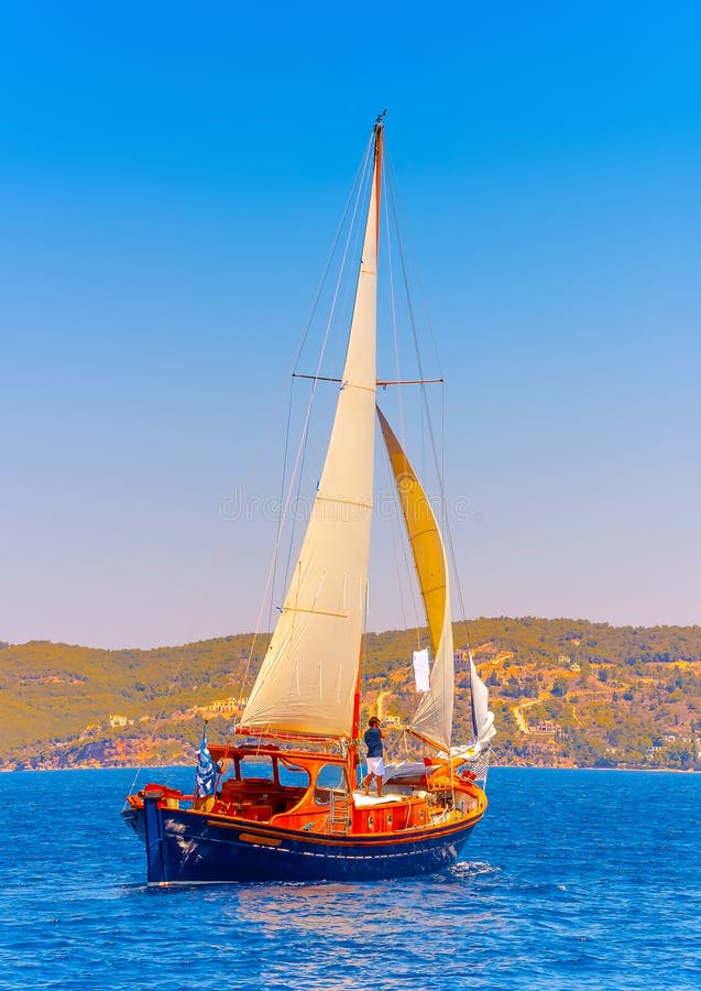 Klassieke Houten Varende Boot Redactionele Fotografie - Image of ...