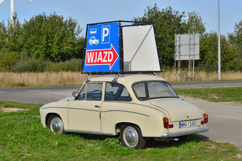 Klassieke Poolse Auto Syrena 105 Redactionele Foto - Image of ...