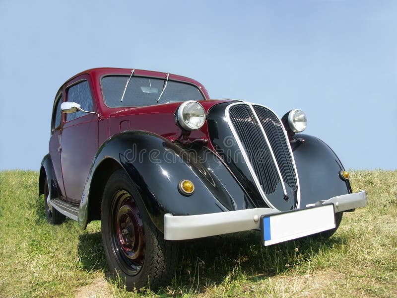 Klassieke retro auto stock afbeelding. Image of schenen - 996741