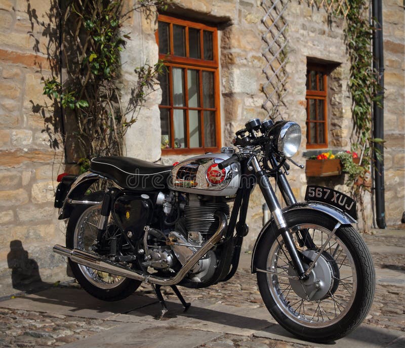 BSA Goldstar Classic Motorrad Redaktionelles Foto - Bild von fünfzigern ...