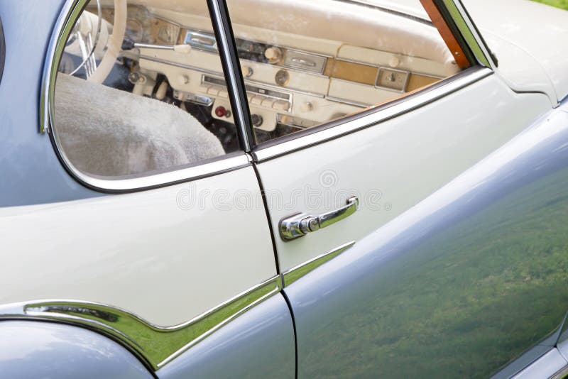 Klassischer Alter Motor- Oldtimer Stockfoto - Bild von nostalgie ...