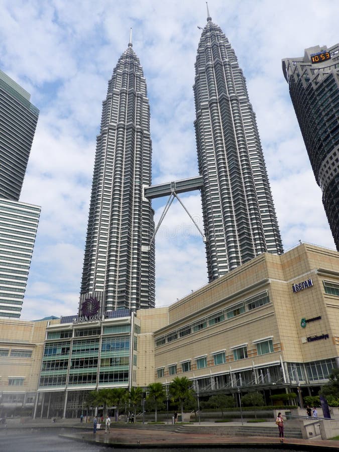 Klcc editorial photo. Image of malaysia, lumpur, building - 139326456