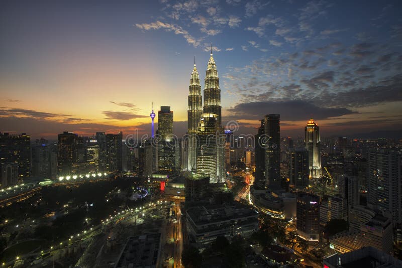 KLCC twilight editorial image. Image of sunset, clouds - 67621865