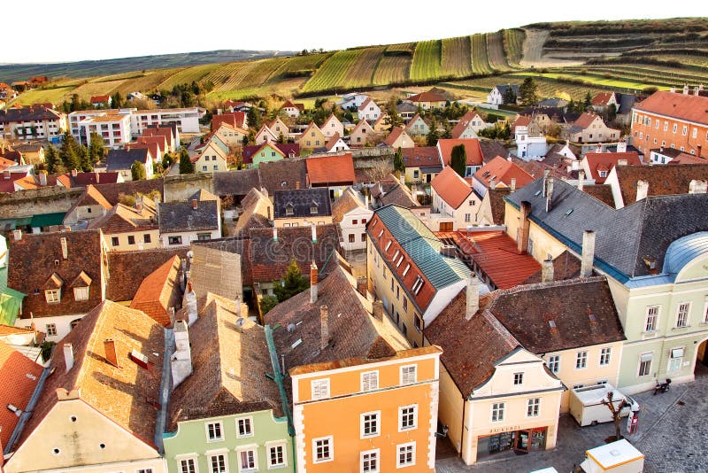 Klein dorp stock afbeelding. Image of gebouw, gezichtspunt - 13947797