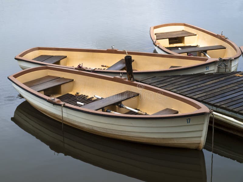 Kleine Boote stockfoto. Bild von anklagebank, frankreich - 10676820