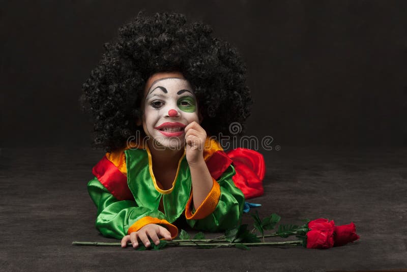 Kleiner Junge, Make-up Des Clowns, Afrikanisch Stockfoto - Bild von ...