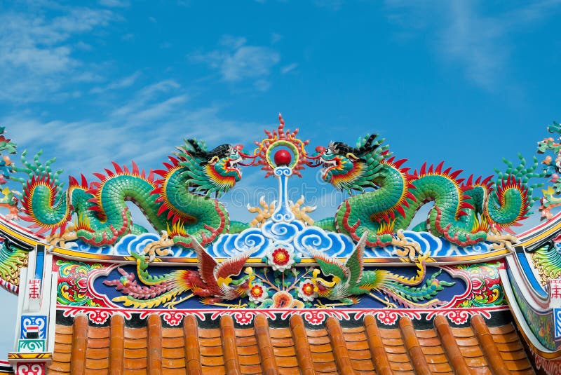 Kleurrijke Chinese draken stock afbeelding. Image of symbool - 33207185