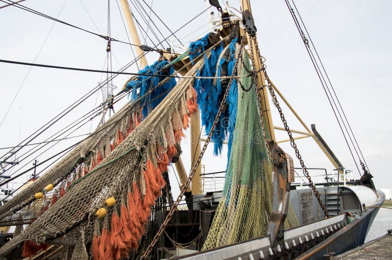 Kleurrijke Reeks Garnaal-sleepnetten Stock Foto - Image of schip, delta ...