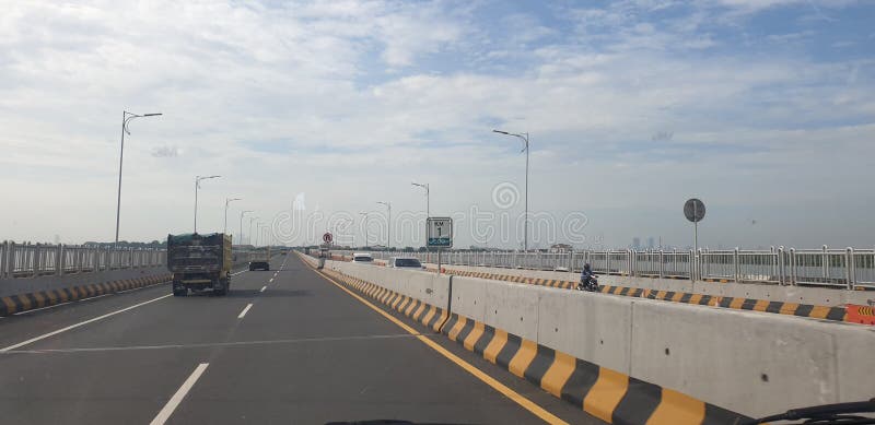 KM 1 Start and Finish Suramadu Bridge Stock Photo - Image of stadium ...