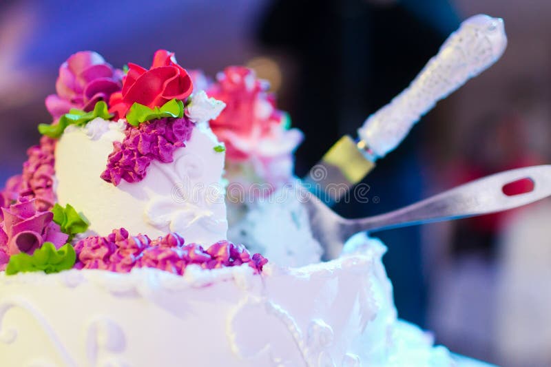 Knife cutting cake stock photo. Image of table, baking - 29598116