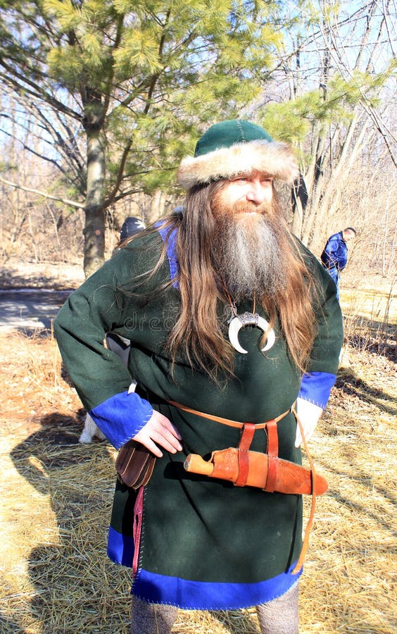 The Knight with Knife editorial stock photo. Image of park - 23212593