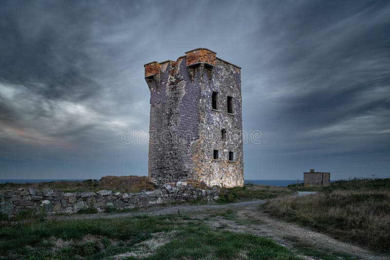 Knockadoon Watch Tower 9/22 Stock Image - Image of contrast, field ...