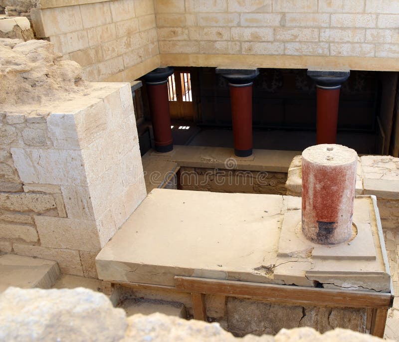 Knossos Palace Ruins. Heraklion, Crete, Greece Stock Photo - Image of ...