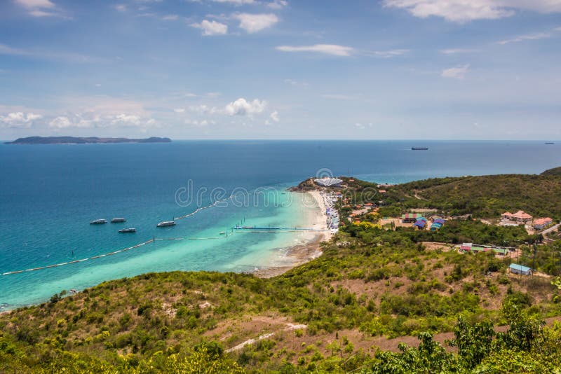 Ko Lan island at Pattaya stock image. Image of adventure - 42270615