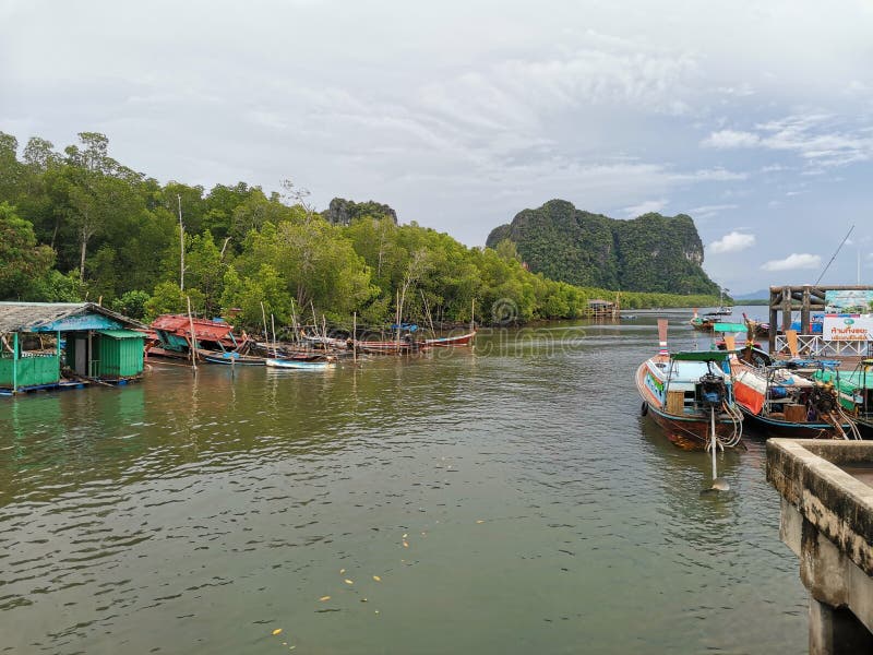 Ko Libong stock photo. Image of sunrise, reflection - 262460730