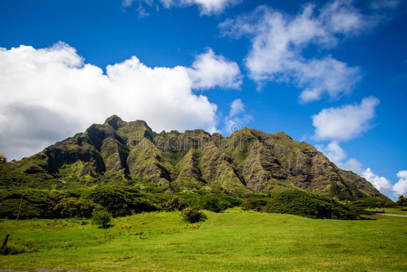 Ko Olau Mountains, Oahu, Hawaii Stock Image - Image of oahu, mountain ...