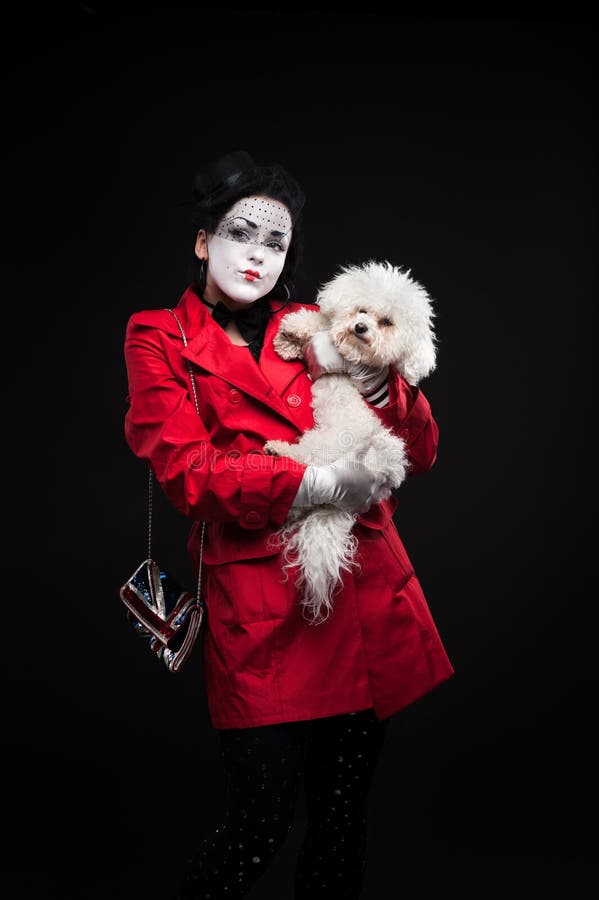 Kobieta mim zdjęcie stock. Obraz złożonej z skierowany - 31695972