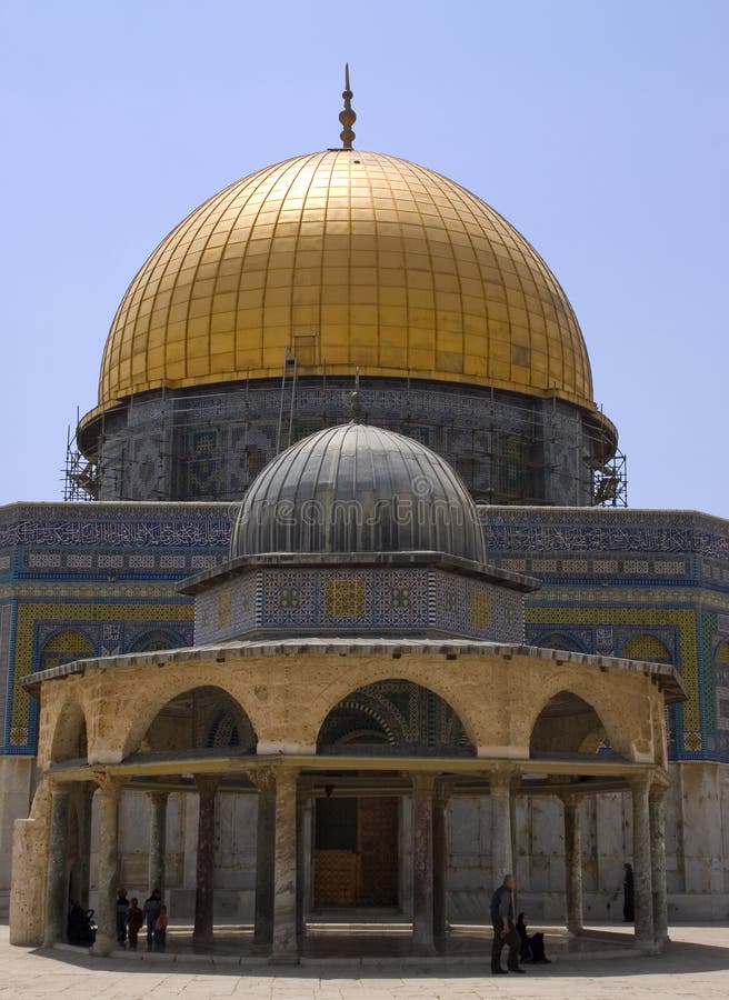 Rotskoepel stock foto. Image of arabier, goud, blauw, handschrift - 2508224