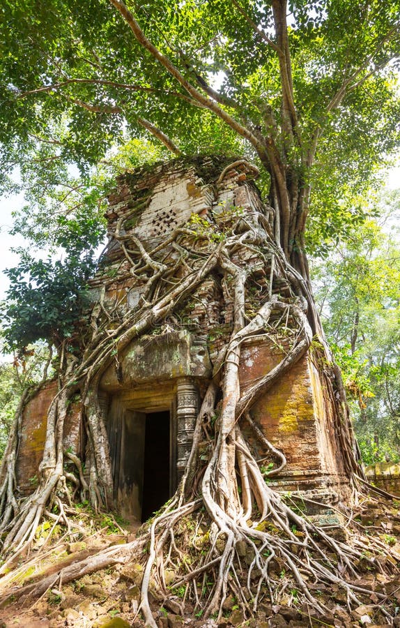 Koh Ker stock photo. Image of outdoor, horizontal, ancient - 54175848