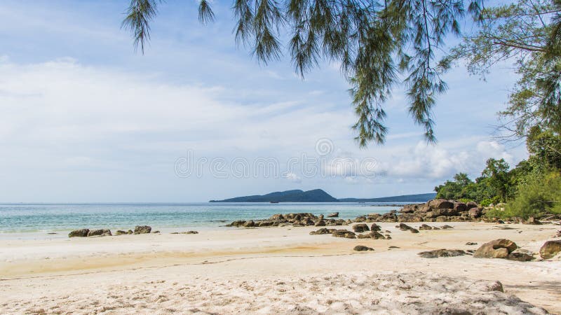 4k Beach at Koh ROng Island, Cambodia Stock Photo - Image of daytime ...