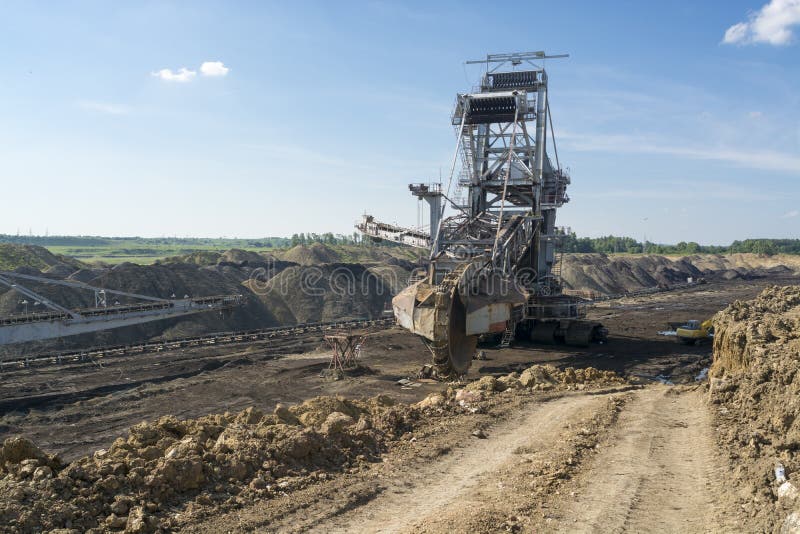 Bergwerk-Bagger Coal Mining Machine Stockbild - Bild von exkavator ...