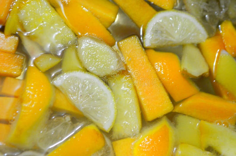 Koken Geglaceerd in Suikerstroop Stock Foto - Image of voedsel, noten ...