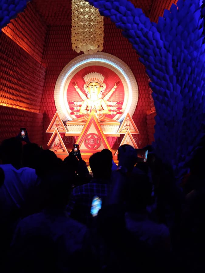 Kolkata Durga Puja Lighting 2019 Editorial Photo - Image of puja ...