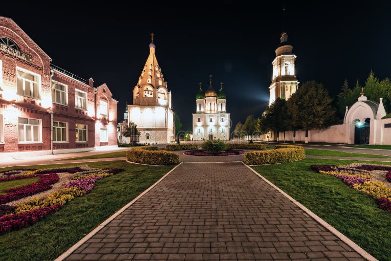Kolomna Kreml, Ryssland, Stad Av Kolomna Arkivfoto - Bild av kultur ...