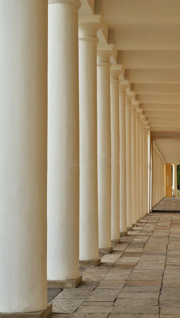 Kolumner arkivfoto. Bild av struktur, arkitektur, medf8ort - 14793890