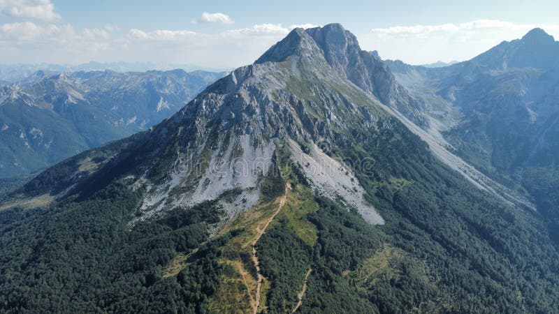 Komovi stockbild. Bild von abenteuer, geologie, gelände - 253819627