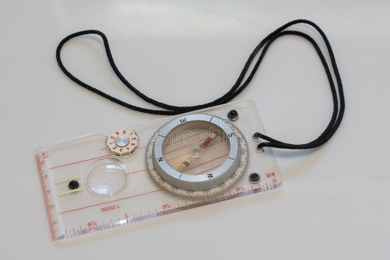 Kompas Voor Het Orienteering Op Terrein Stock Foto - Image of ...